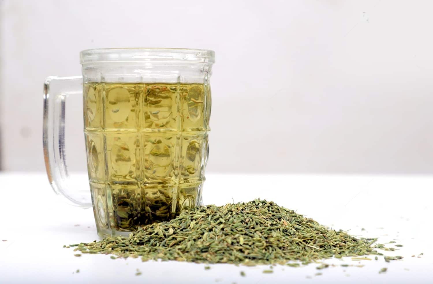 Fennel Seeds: A Comprehensive Guide to Health Benefits - Medkart ...